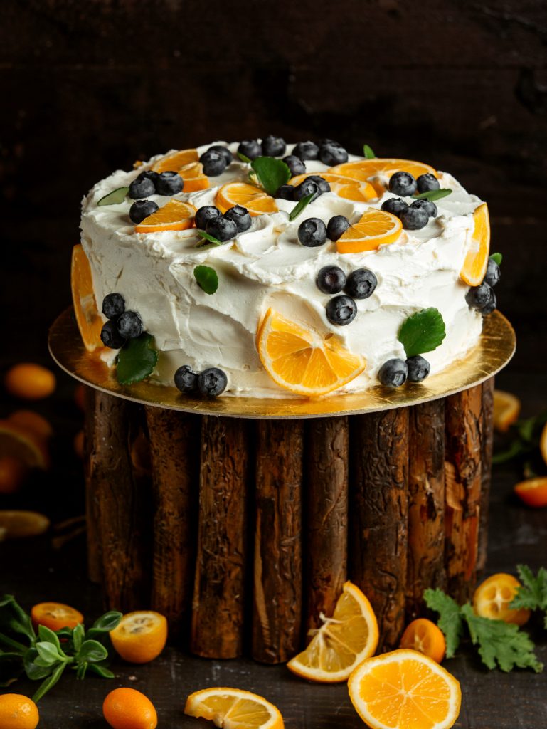 Jak udekorować tort owocami? - cukieteria.blog